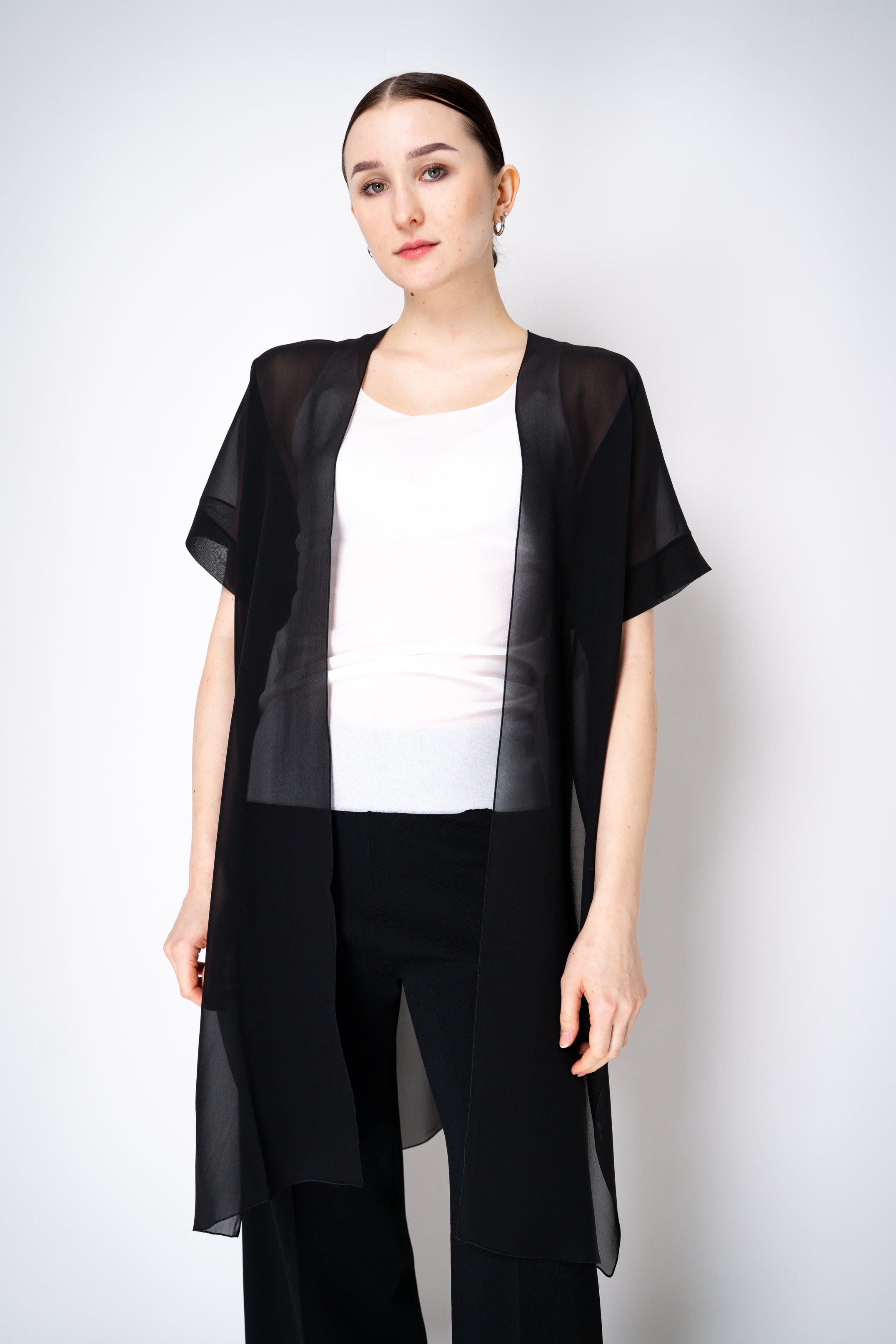 D. Exterior Silk Chiffon Duster Shawl in Black – Ashia Mode