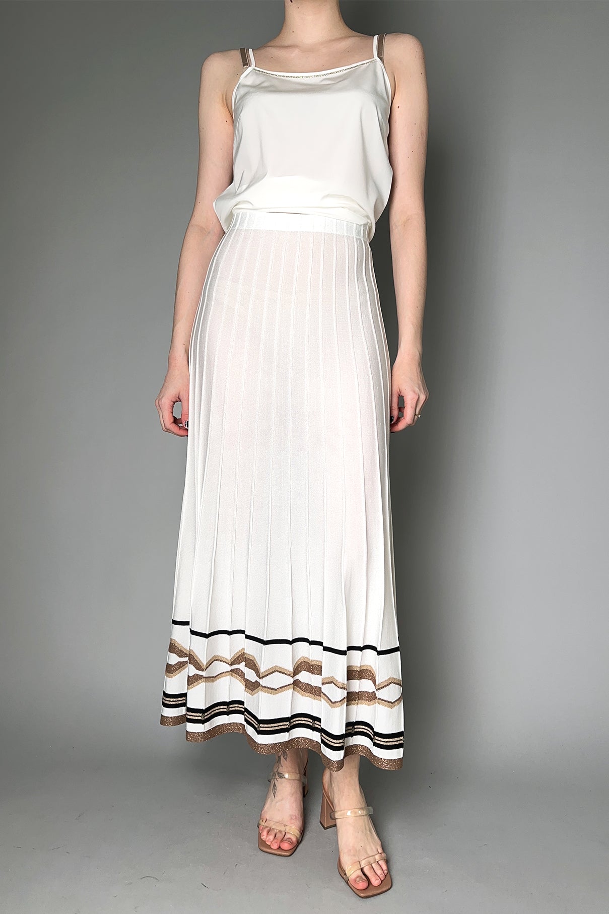 D. Exterior Ribbed Knit Skirt in White with Bronze Lurex Pattern ...