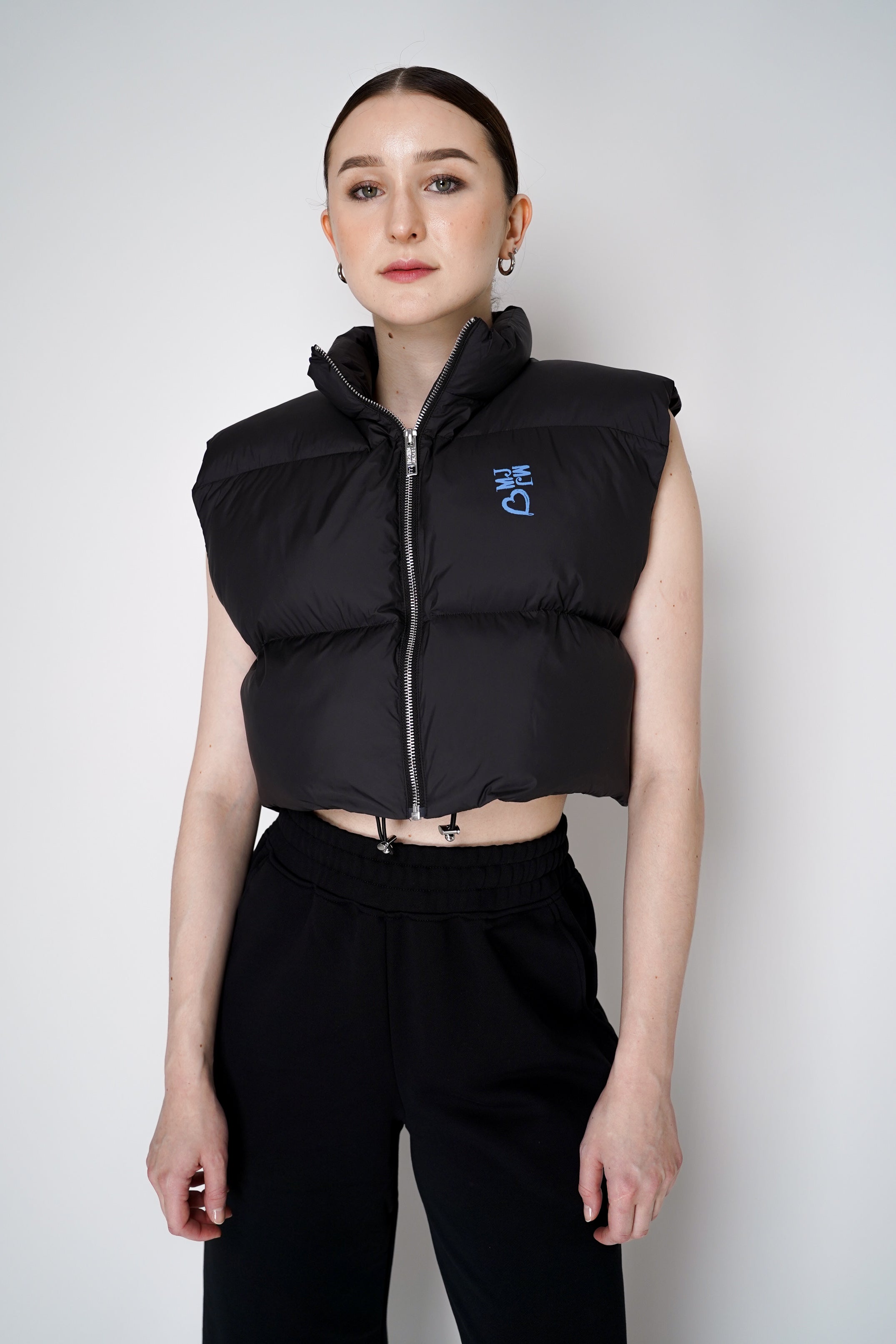 Outerwear – Ashia Mode